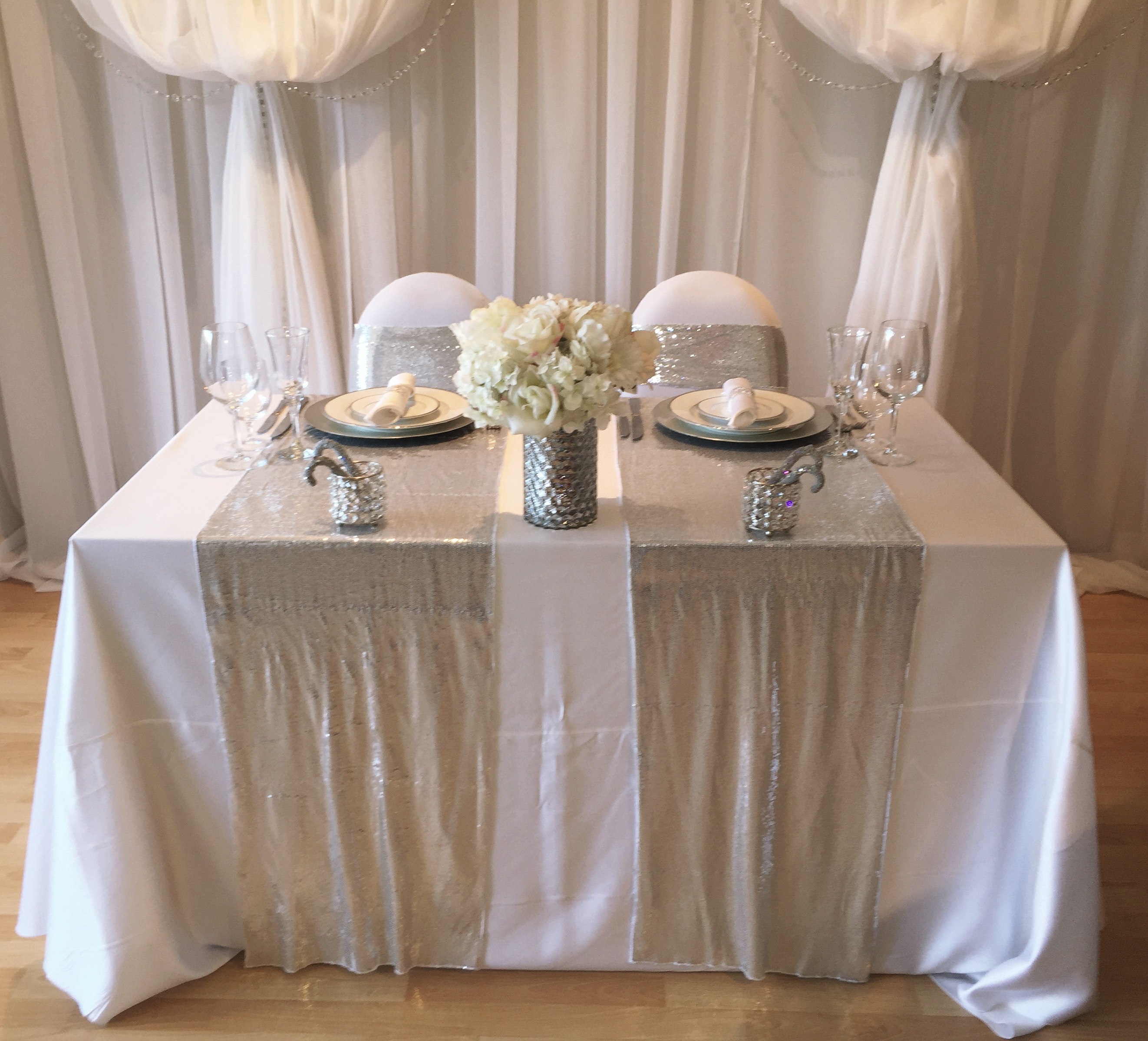 Chair Decor » 4 Ways to Decorate your Holiday Party